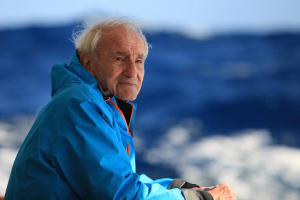 Océans connectés | Claude Lorius, le glaciologue de l’extrême qui ...